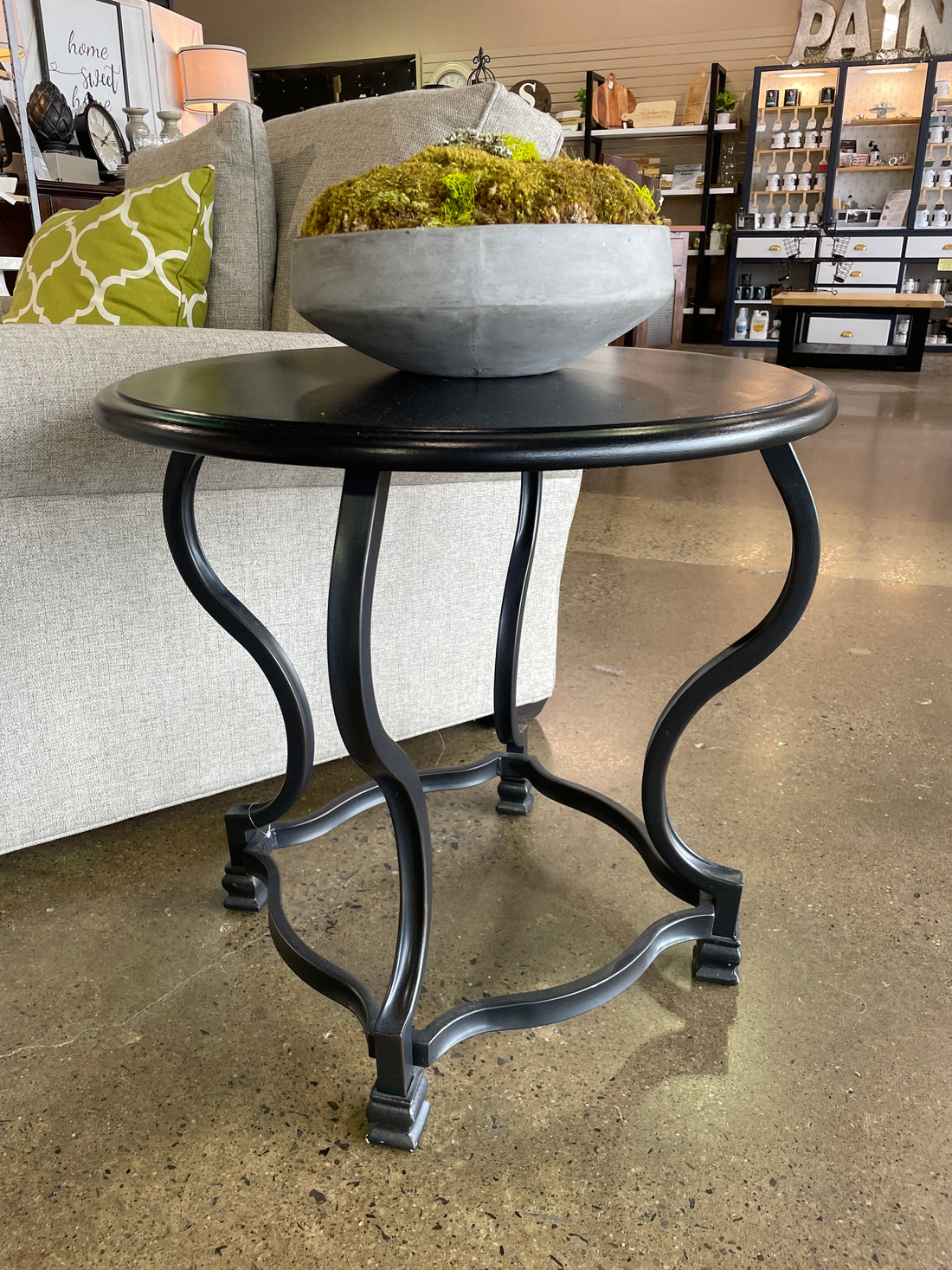Black Top Black Metal Base Table – The Perfect Piece
